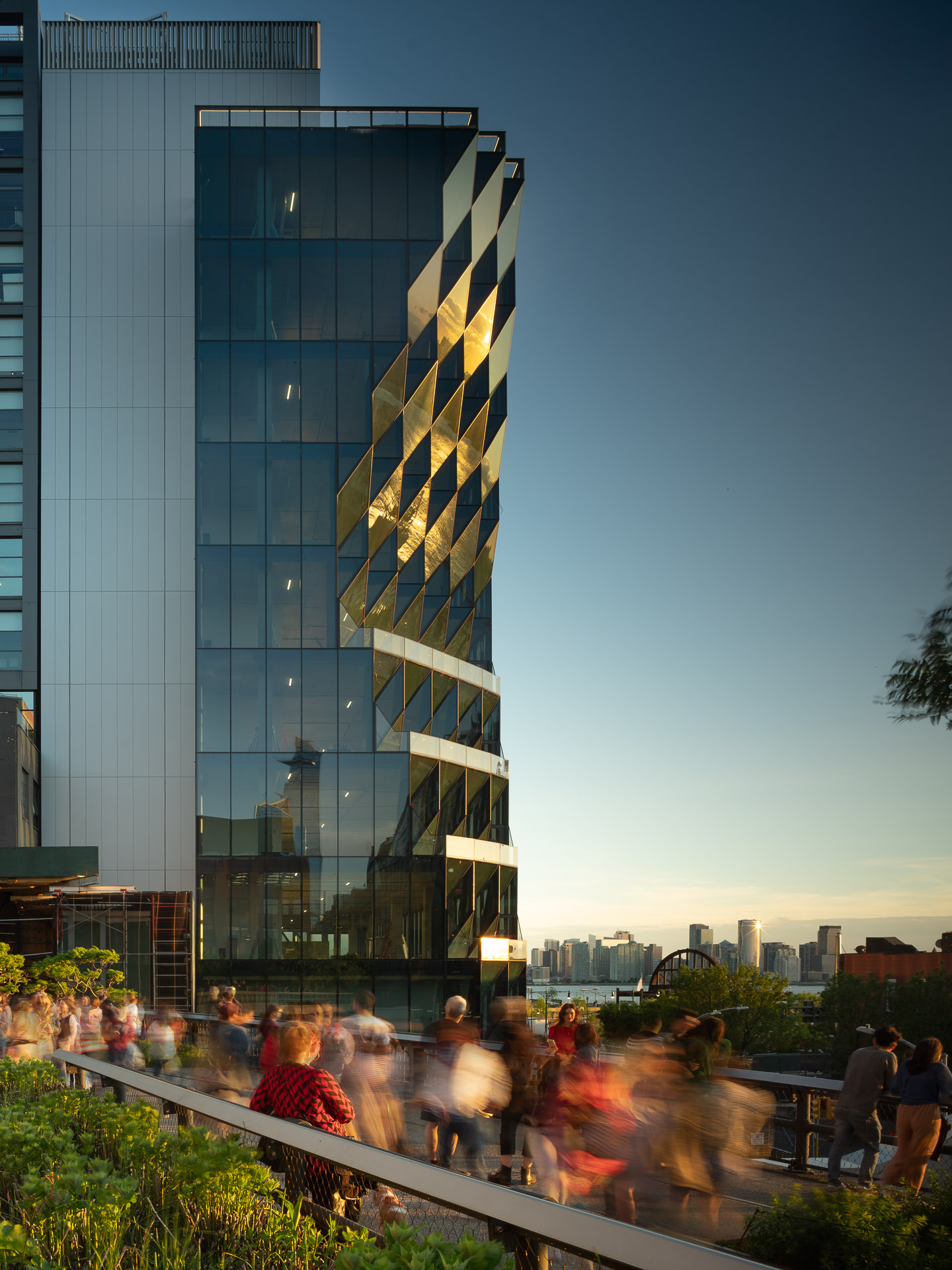 Solar Carve – Studio Gang